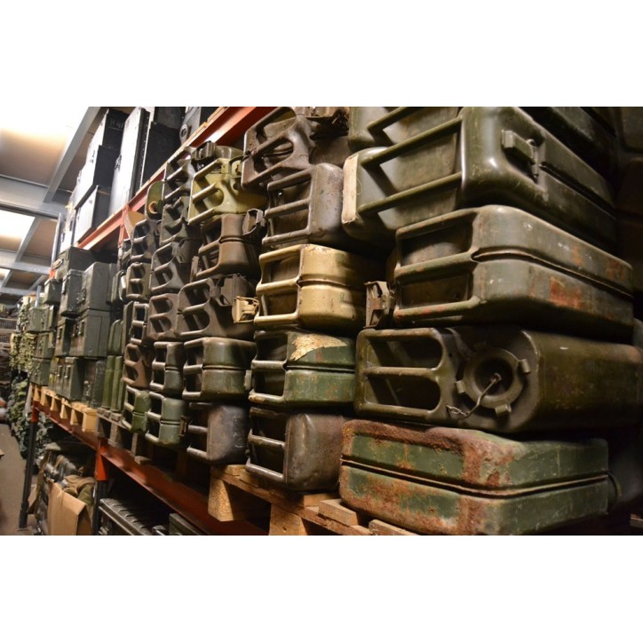 JERRICAN, CAN,BARREL