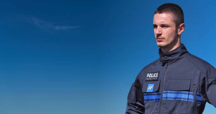 Vêtement militaire et surplus de l'armée de tous les pays - Doursoux